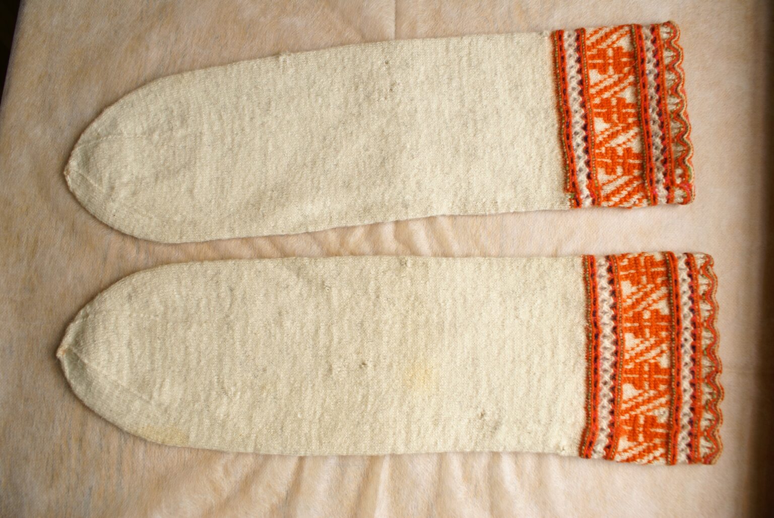 Knitting – Mezgimas – Lithuanian Folk Art Institute